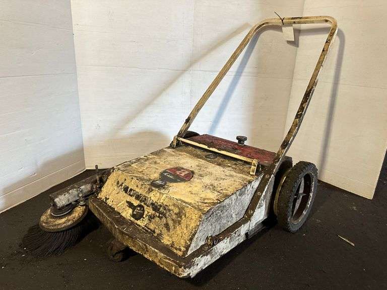 Advance Retriever Push Floor Sweeper - Albrecht Auction Service