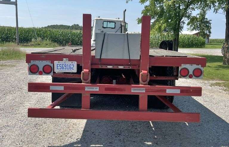 1978 Rogers Lowboy Trailer, Main Deck 22'L, Upper Deck 13'5"L, 12.00x20 ...
