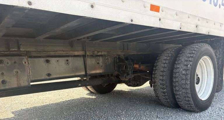 2015 International Terrastar, 18' Dry Van Body with Roll-Up Rear Door ...