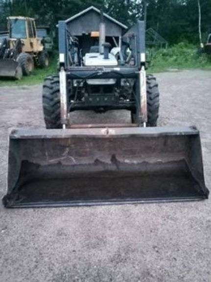 White 6065 4WD Loader Tractor, Good Running 70 hp Diesel Engine, (4212 ...