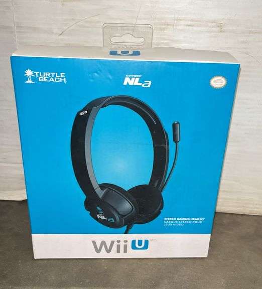 Wii Fit and Wii headphones, great - Albrecht Auction Service