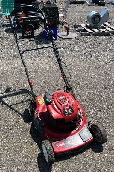 Toro push lawn mower, 20" - Albrecht Auction Service