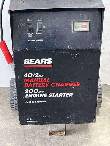 Sears heavy duty battery charger, 40 AMP/ 2 AMP, 200 AMP Boost, 25"H ...