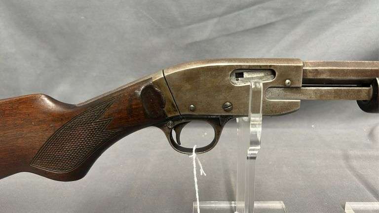 Savage Model 29 Pump Action Rifle, .22 S/L/LR - Albrecht Auction Service