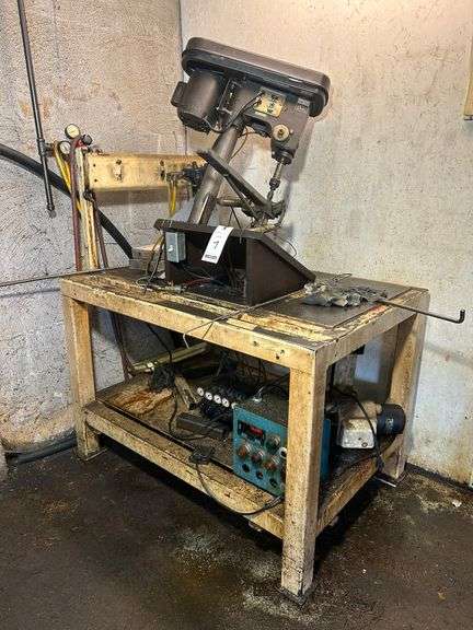 Small Part De-Burring/I.D. Chamfer Machine, Foot Pedal Cycle Start ...