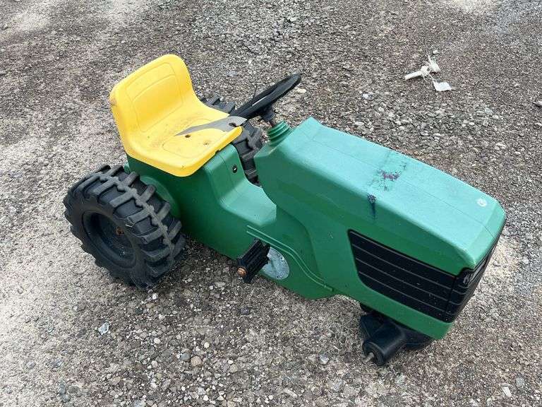 Heavy plastic John Deere kids, pedal toy tractor, missing front wheels ...