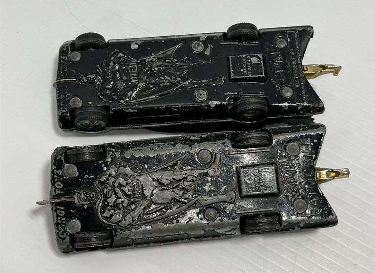 (2) Batman cars, 5 1/2"L, damaged but fair for age - Albrecht Auction ...