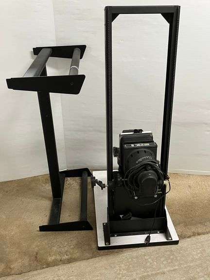 Beseller Image Enhancer with Stand - Albrecht Auction Service