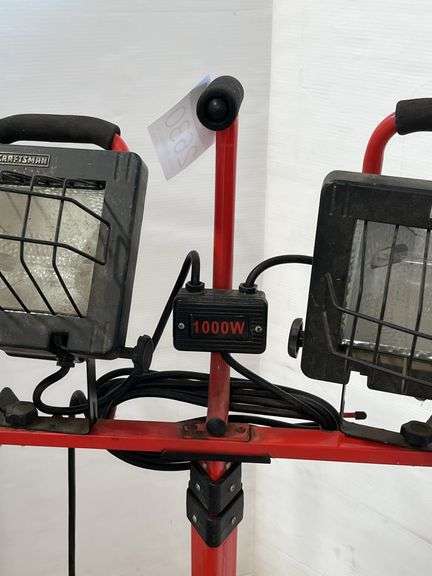 Craftsman 1000W work lights on adjustable stand, 22"W x 39"H, tested ...