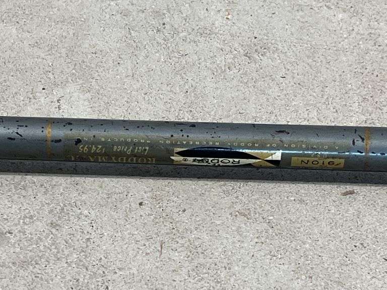 (5) Fishing rods, Three- With reels, One- Kodiak with reel, 103" to 121 ...