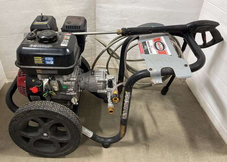 Simpson gas powered pressure washer, 3,000 PSI, 2.4-gallon per minute ...