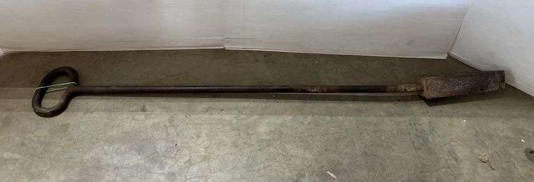 Stud/crowbar, 48"L - Albrecht Auction Service