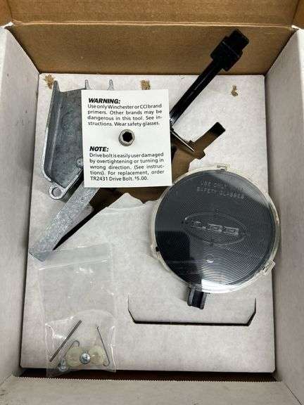 Lee Shell Plate Carrier Kit, Complete with Shell Plate for 222, 223 ...