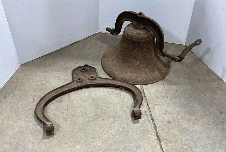 Antique cast iron bell with clapper and harp, 17 1/2"H - Albrecht ...