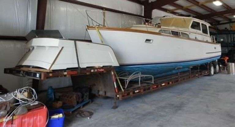 1963 Egg Harbor 37' Double Flybridge Cabin Cruiser on a 1986 Tuff 41 ...
