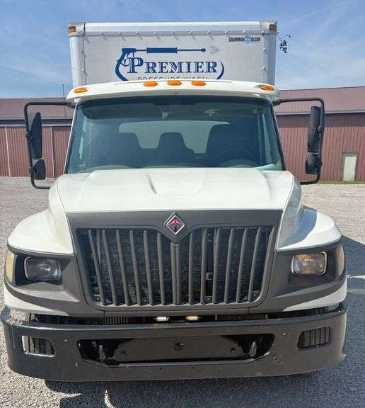 2015 International Terrastar, 18' Dry Van Body with Roll-Up Rear Door ...