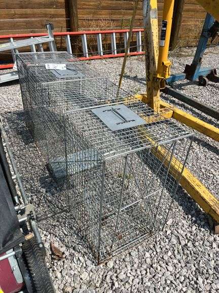 Advantek coyote cage, 16"W x 57"L x 26"H - Albrecht Auction Service