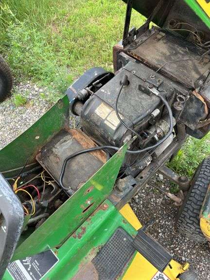 John Deere 300 lawn tractor, 16 HP Kohler engine, hydraulic lift, 48 ...