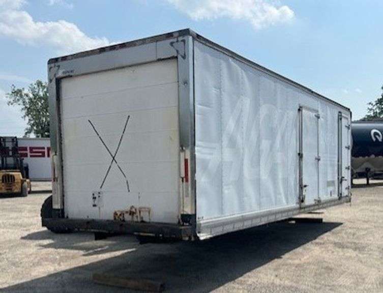26' Aluminum Insulated Storage Container, 8'W x 8'H, Aluminum Tread ...
