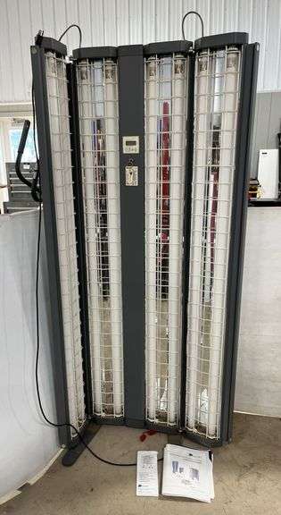 Daavlin Home Phototherapy unit, 7 Series, can use UVA or UVB lights ...