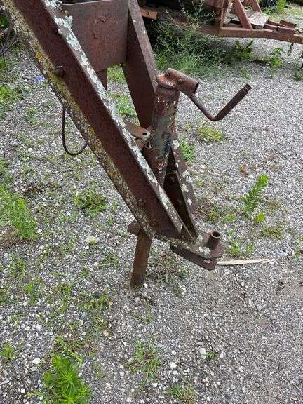 Case hay rake, needs teeth, bar is welded, works, very rusty - Albrecht ...