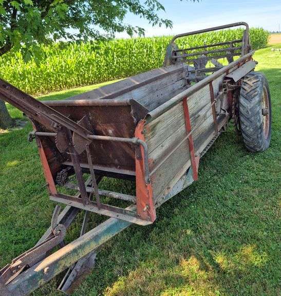 This item Selling ABSOLUTE! ~~~ New Idea Wheel Driven Manure Spreader, 10', Works as it Should ...