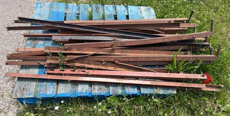 (10) Wall jacks, good - Albrecht Auction Service