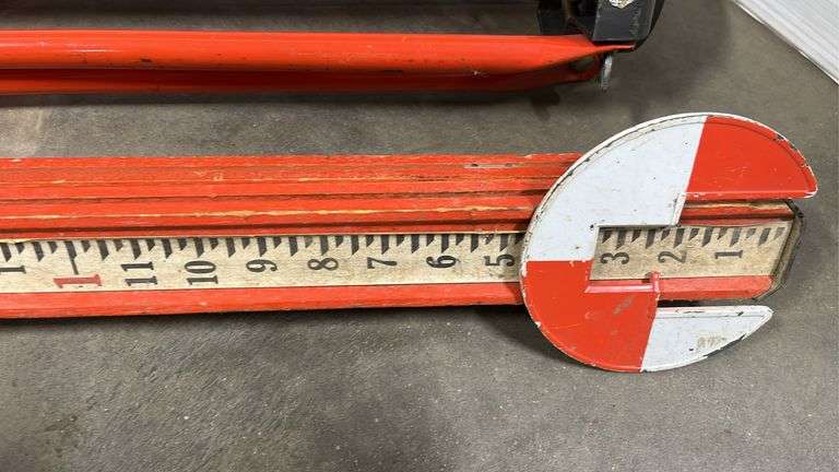 David White transit with tripod and leveling stick - Albrecht Auction ...