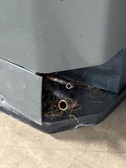 Trane XR11 2 1/2-Ton AC Unit, 10 Seer, made in 2006, working when ...