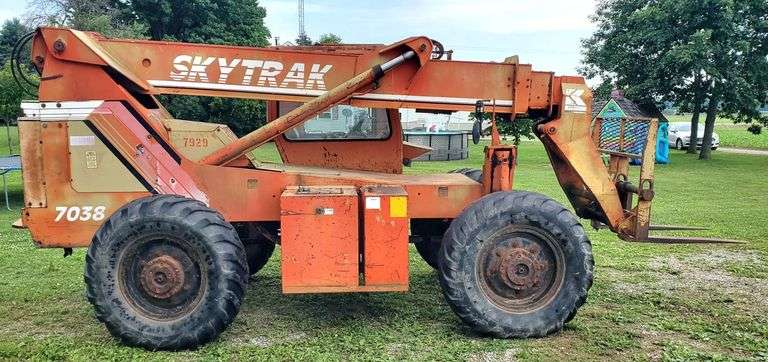Skytrak 7038 Telehandler, Approx 40' Reach, 4WD, 4-Wheel Steer, Crab ...