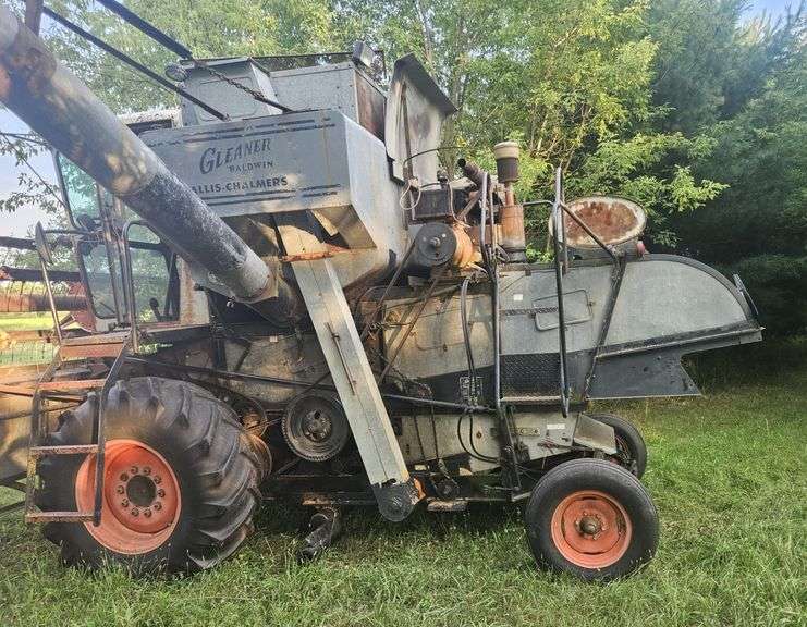 This item Selling ABSOLUTE! ~~~ 1962 Gleaner C2 Bean Special Combine ...