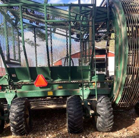 Art's-Way 692 6-Row Beet Harvester, Set Up for 6-28" Rows, Could go ...