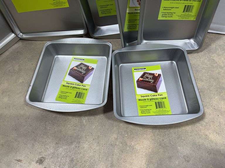 Cooking concept items, includes: (3) Cutting boards, (2) Square 7" x 7 ...