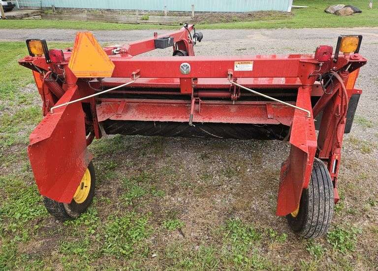 New Holland H7220 Discbine, 10'W, One Owner, Purchased New for a Small ...