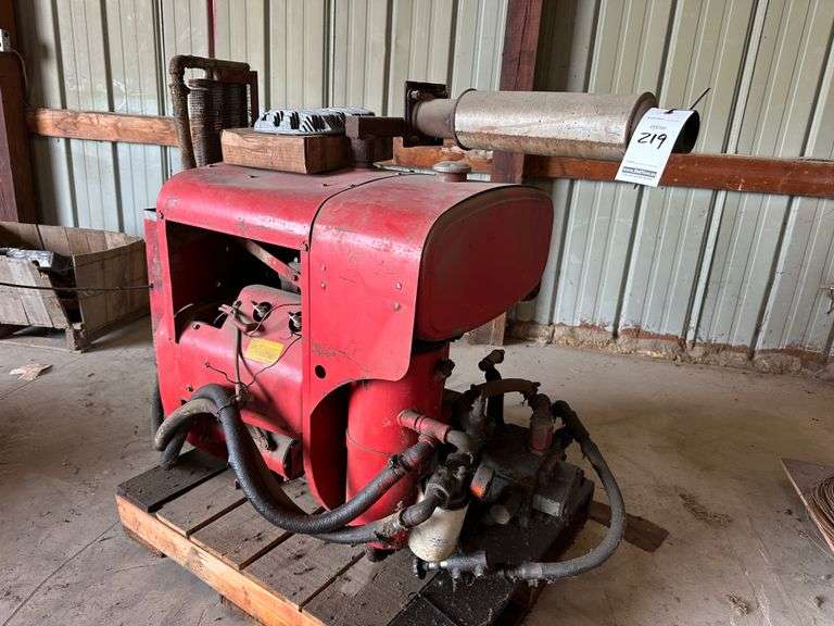 Wisconsin VH4D 4-Cylinder Engine with Sun Strand Hydrostatic ...