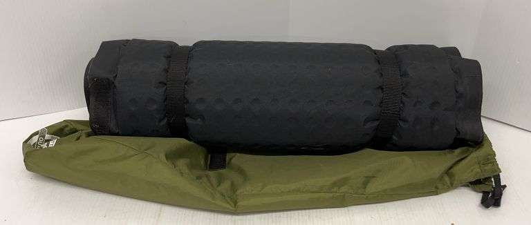 Self-Inflating Sleeping Bag Pad and Duffle, TN469 - Albrecht Auction ...