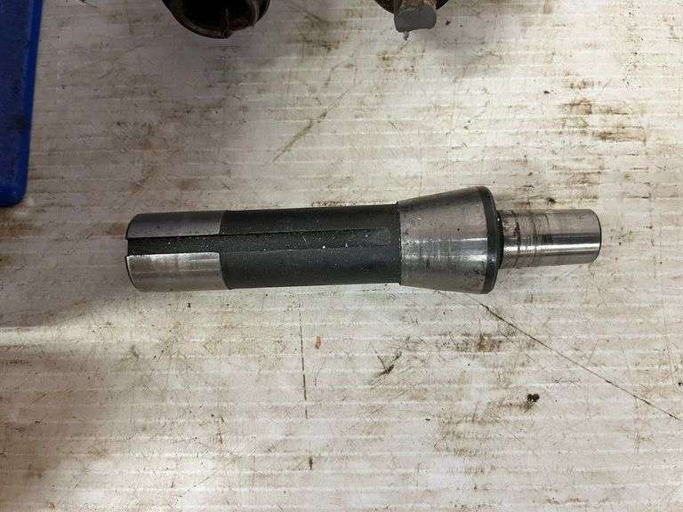 Assorted Cutters and Holders - Albrecht Auction Service