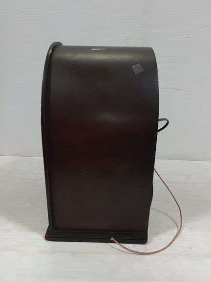 Philco model 60 radio, 12 3/4"W x 16 1/4"H, nice, works - Albrecht ...