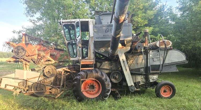 This item Selling ABSOLUTE! ~~~ 1962 Gleaner C2 Bean Special Combine ...