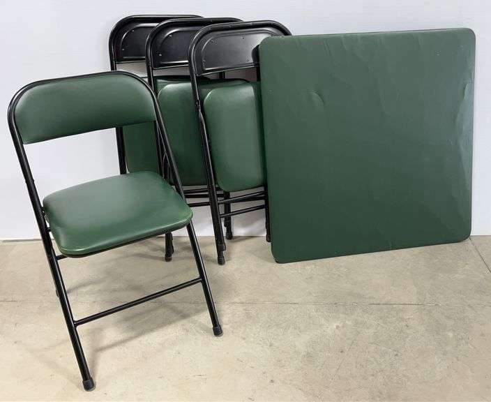 Card table with (4) chairs, 32" table, good - Albrecht Auction Service