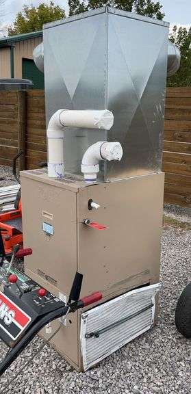 York forced air furnace, 120,000 BTU, set up for natural gas, includes ...