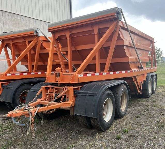 1993 4-Axle V-Bottom Dump Trailer, Good Working Order, Repainted in May ...