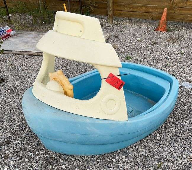 Step2 Tuggy tug boat sandbox, sandbox area- 36" x 46" - Albrecht ...