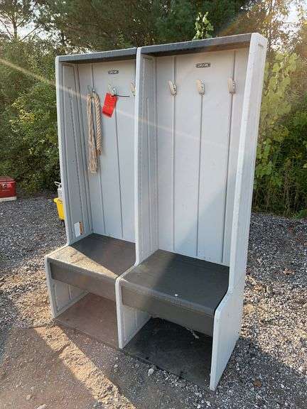 Lifetime storage locker, 45"W x 18"D x 65"H, good - Albrecht Auction ...