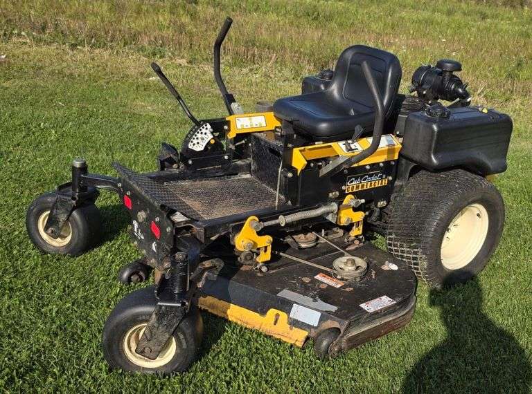 Cub Cadet "The Tank" Commercial Zero-Turn Mower, (950 Hours), 60" Deck ...