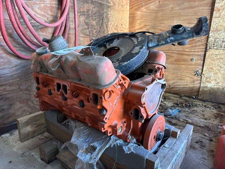 Dodge/Plymouth Mopar 340 V8 Engine - Albrecht Auction Service