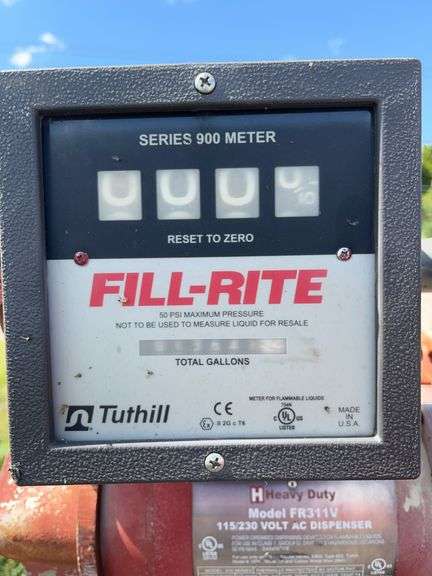 1,000-Gallon fuel tank, previously used for diesel fuel, 110V Fill Rite ...