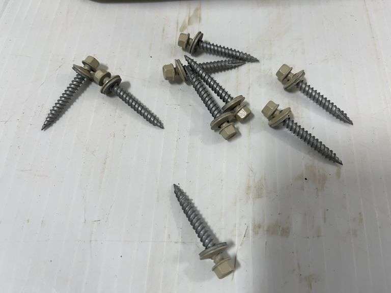(2) Tubs of Screws, includes: 1- Exterior screws, no. 9, 3", 2 lb., 1 ...