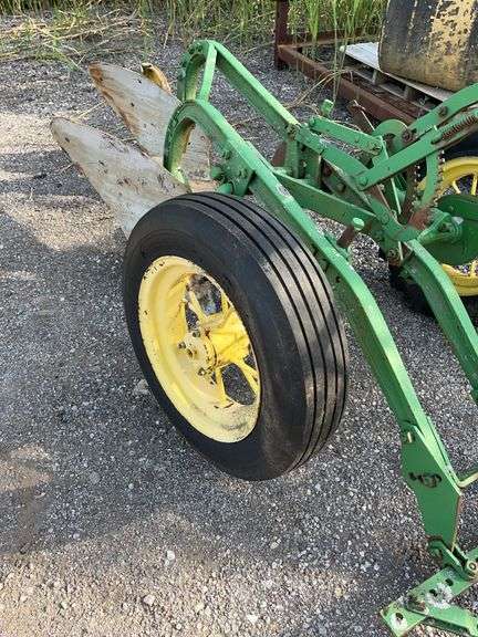 John Deere two bottom plow with wheels, 12" and 14 1/2" discs blades ...