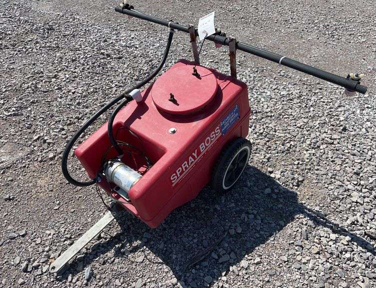 15-Gallon Spray Boss yard sprayer, works great, for towing behind mower ...